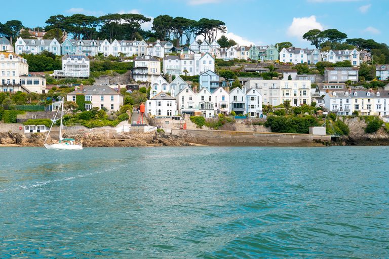 Cornwall in Winter: What to do and Where to Stay!