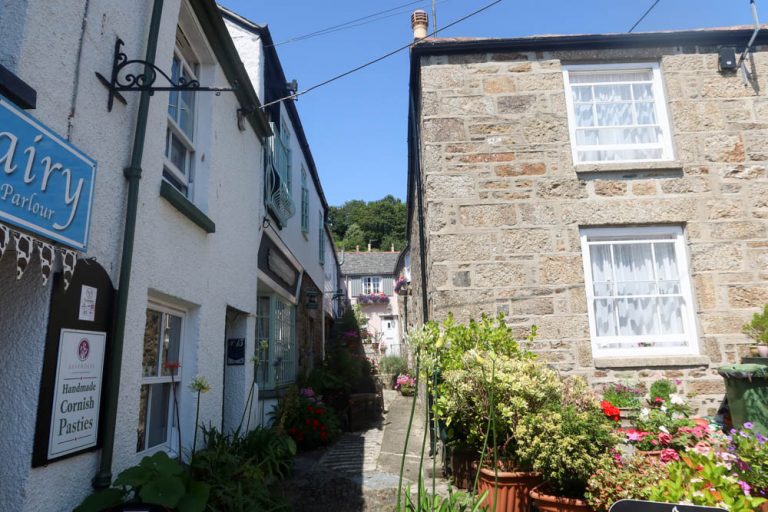 15 Things to do in Mousehole: Cornwall's Loveliest Village!